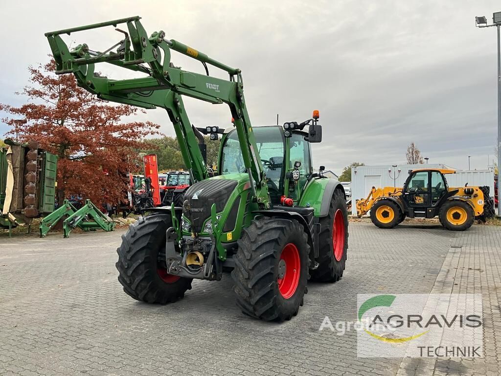 Fendt 720 VARIO S4 mit FL traktor točkaš