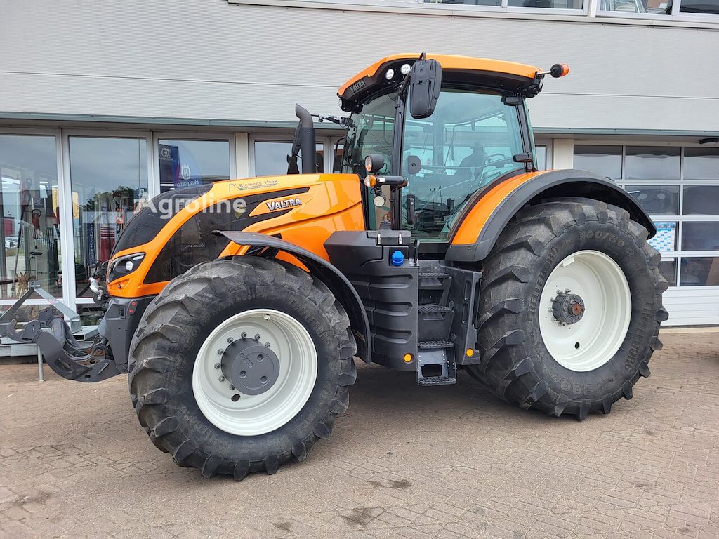 Valtra S394 traktor točkaš