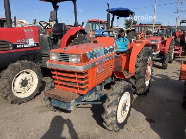 Kubota TRACTOR(Kubota) mototraktor