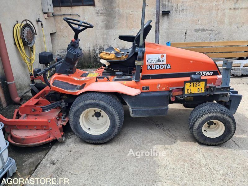 Prodaje se Kubota F3560 traktor kosilica na aukciji