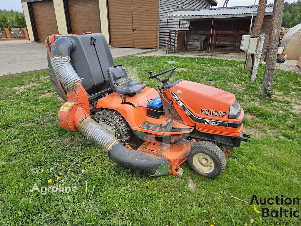Prodaje se Kubota GCD420N-II traktor kosilica na aukciji