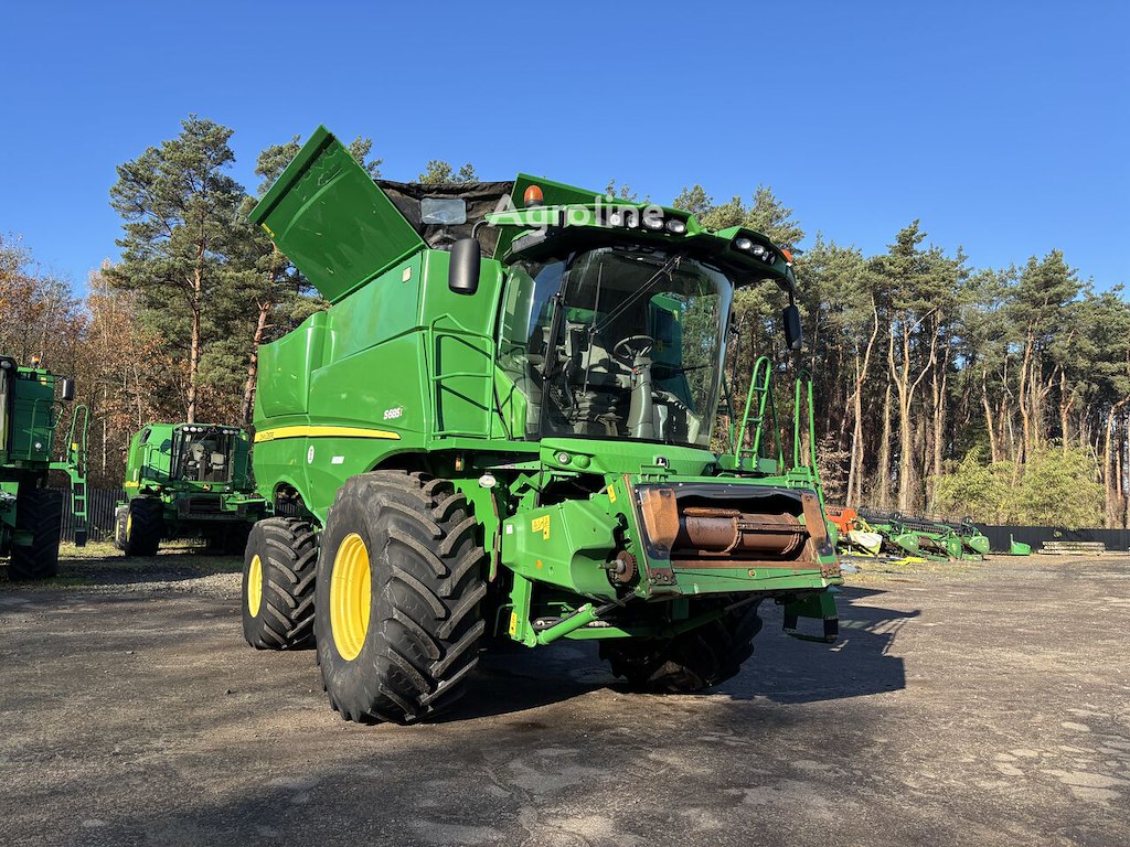 John Deere S685 kombajn za žito