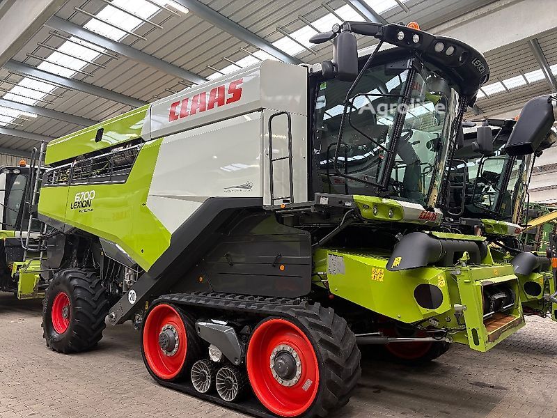 Claas 6700TT + ConvioFlex 930 kombajn za žito