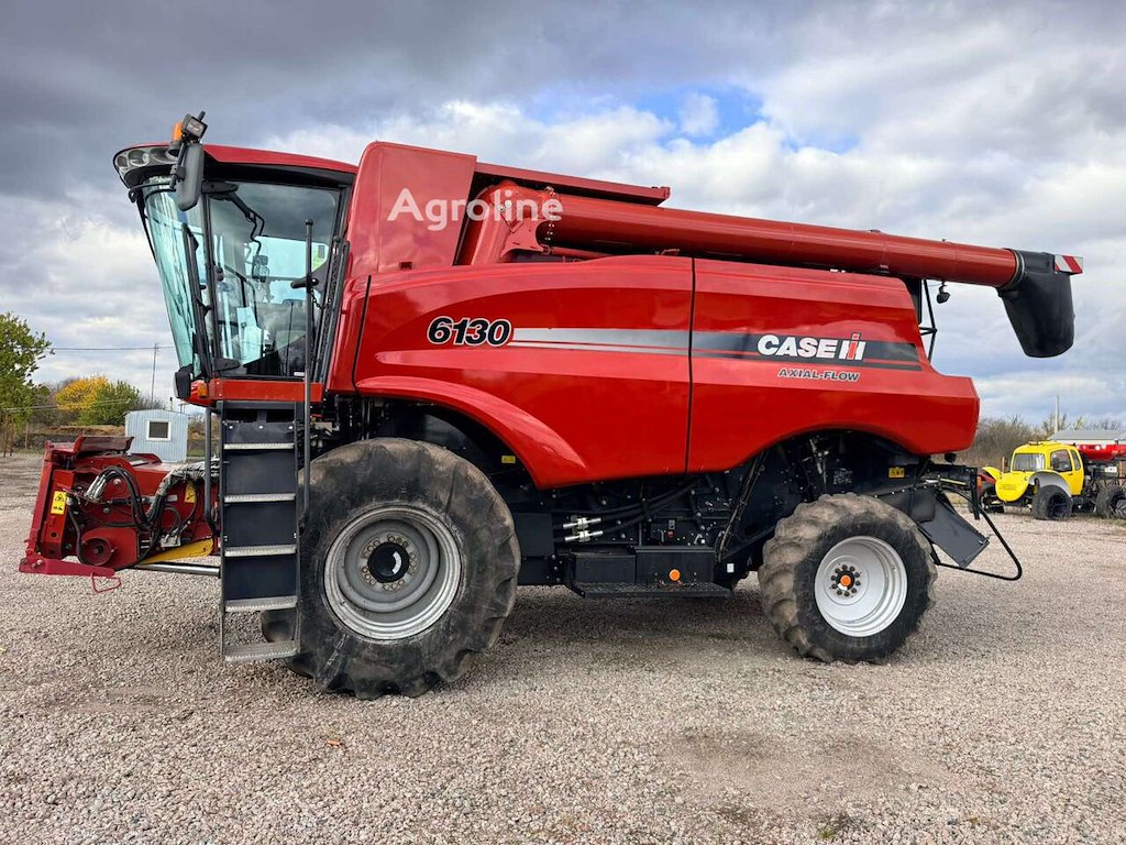 Case IH 6130 kombajn za žito