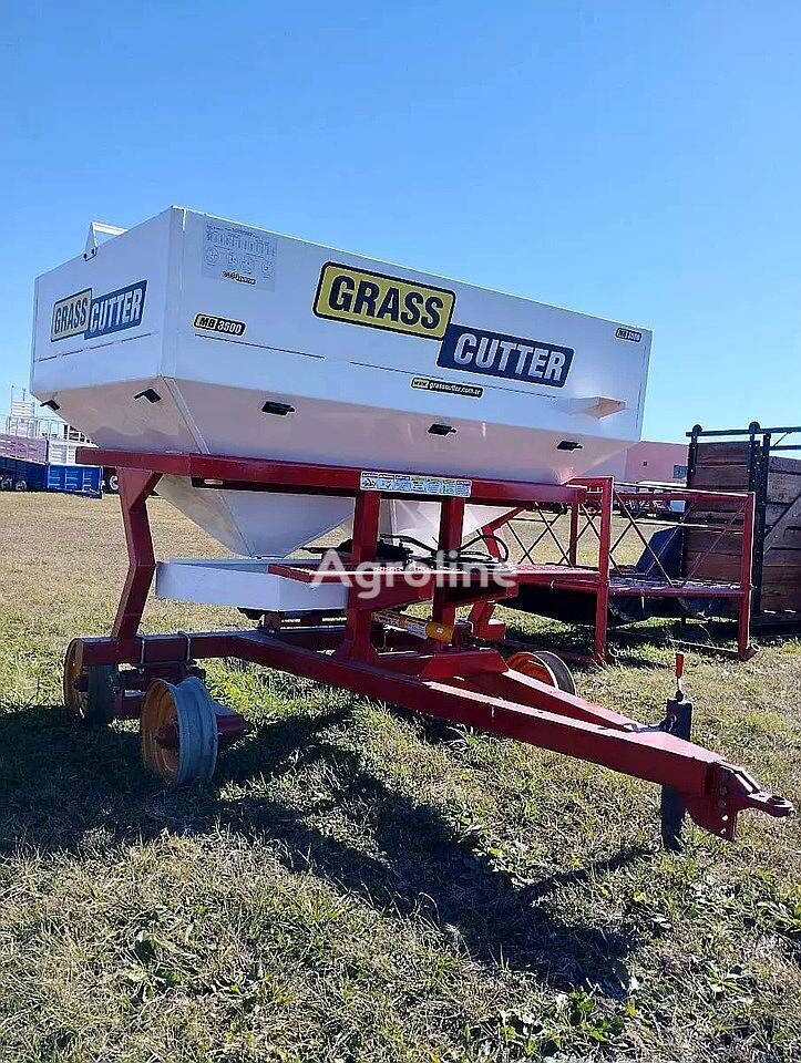 Novi Fertilizadora Balancin Bidisco 3500lts MB 3500 Grass-cutter vučeni rasipač