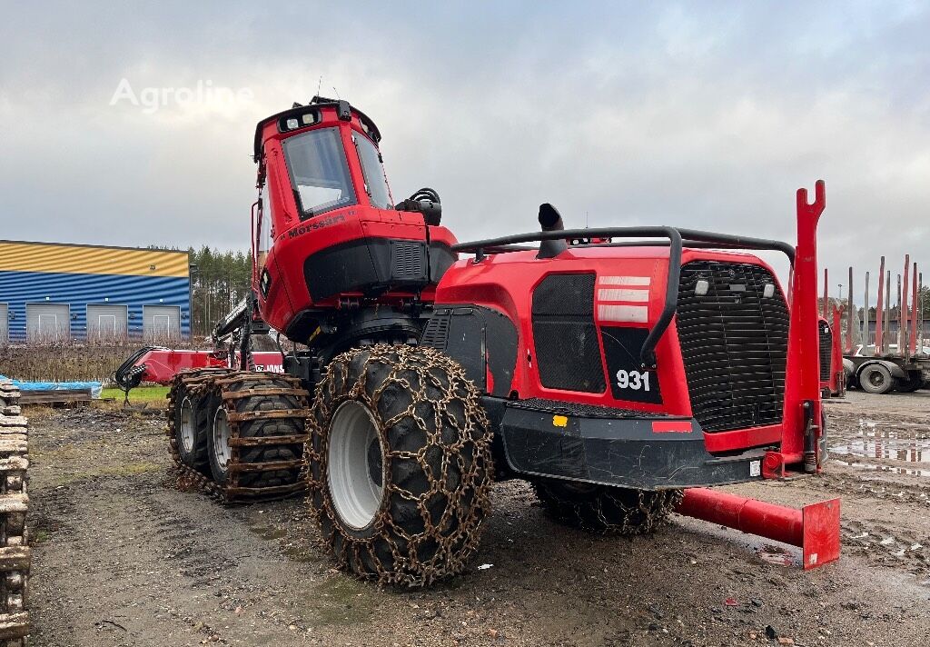 Komatsu 931 harvester