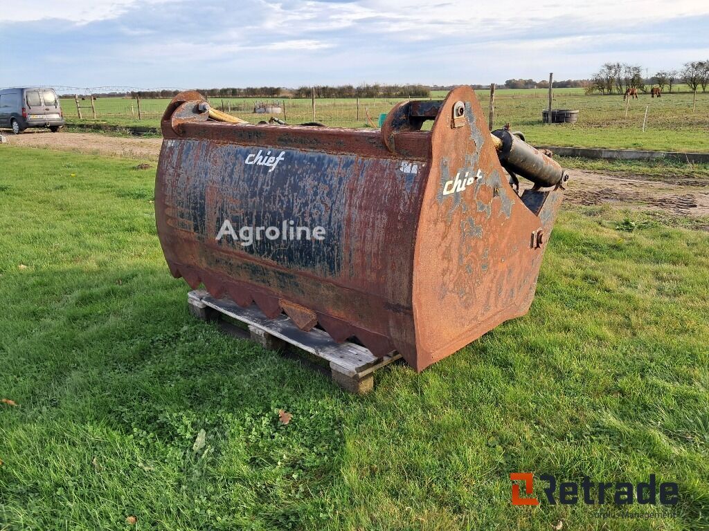 Prodaje se Chief Blokskærer 160'er kašiku za silos na aukciji