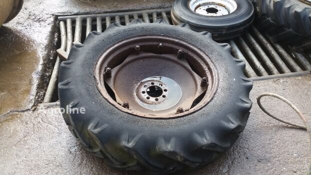 Ford 4000 Rear Wheel And Tyre 12.4/11-28. Please Check The Descriptio točak
