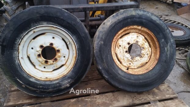 Old Stock Old Stock Wheel And Tyre Pair 7.5 - 16 1b01 točak