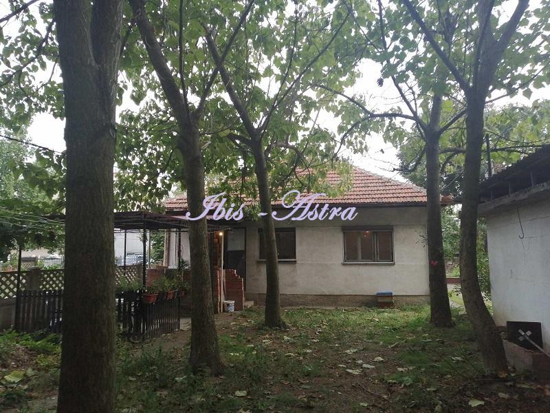 Borča kuća za prodaju na 8ari placa ID#1199461 165.000 €