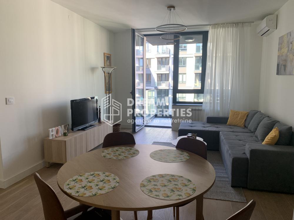 BW Eterna + garažno mesto, neuseljavan ID#1217 1.100 €