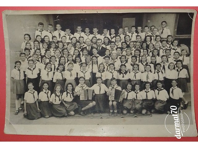 CENTRALNI PIONIRSKI HOR -MIJA STANIMIROVIĆ-NIŠ 5-V-1950