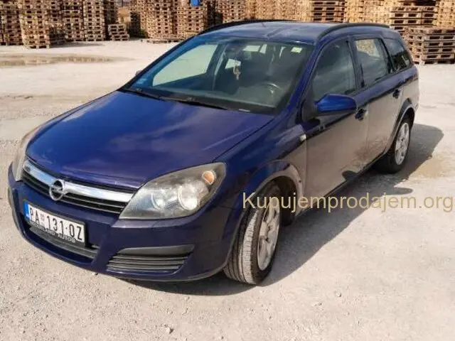 Opel astra karavan. 2006. godiste