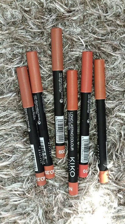 Olovke za usne KIKO Magical long lasting colour. Lipstick pencil pk