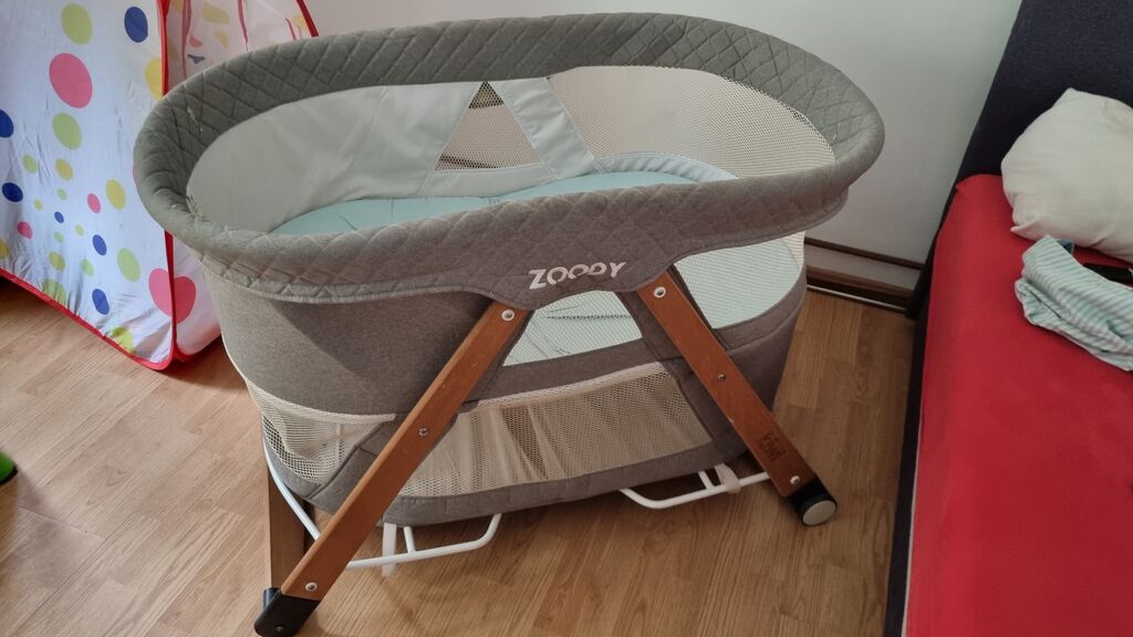 Prenosiva bebi kolevka/krevetac - ogradica - Prenosivi krevetac koji