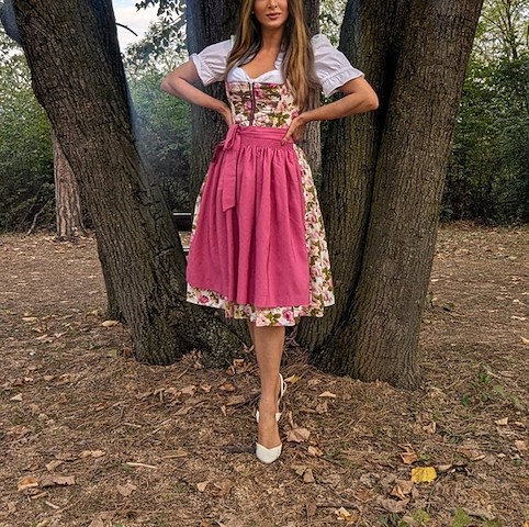 Roze dirndl haljina, vel. 36