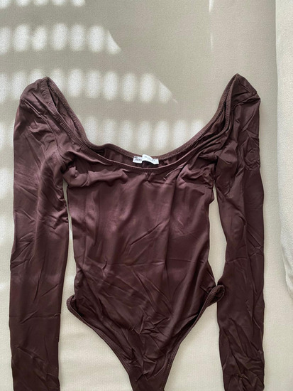 BERSHKA BODI