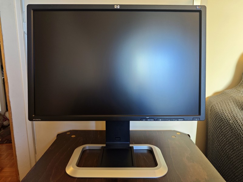 HP LP2475W 24'' IPS monitor