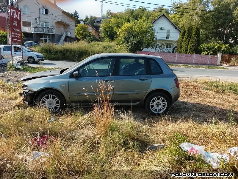 Fiat Stilo 1.9 JTD Kompletan Auto U Delovima