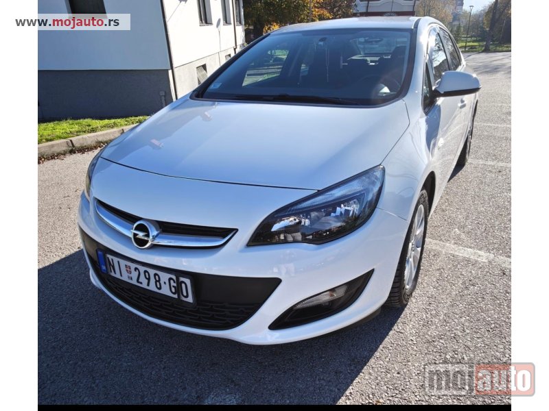 Opel Astra J 1.4 turbo