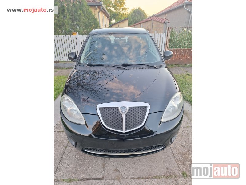 Lancia Ypsilon 1.4 GAS