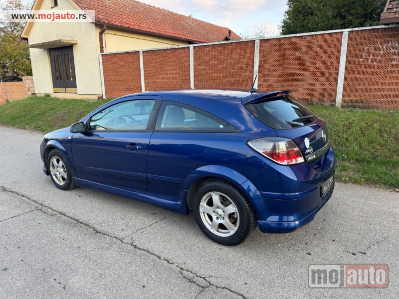 Opel Astra 1,7Cdti 74Kw Odlican auto
