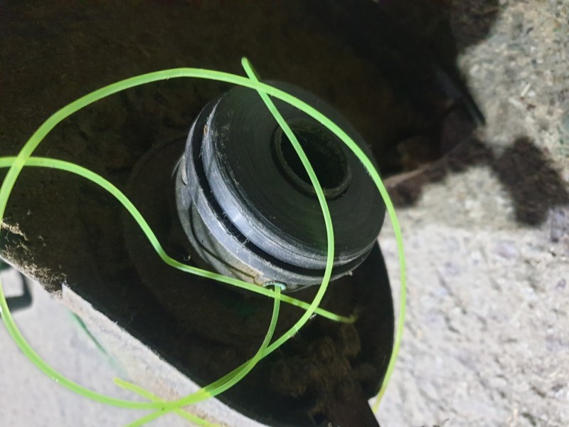 Elektricni trimer