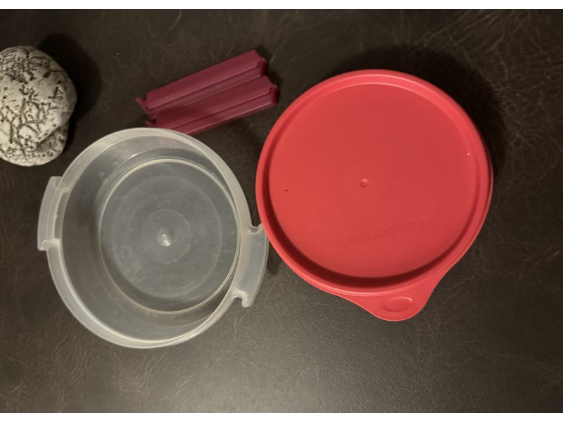 TUPPERWARE posudice za ljubimce, set od 4 kom.
