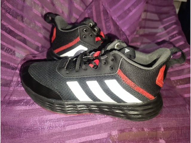 Adidas Patike OwnTheGame 2.0