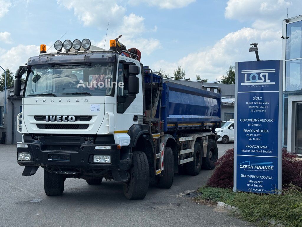 IVECO Trakker AD410 T45 8x8 + HMF 1643 Z2 kiper