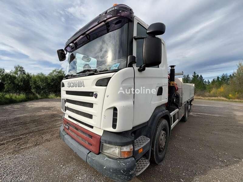 Scania R420 kamion s ravnom platformom