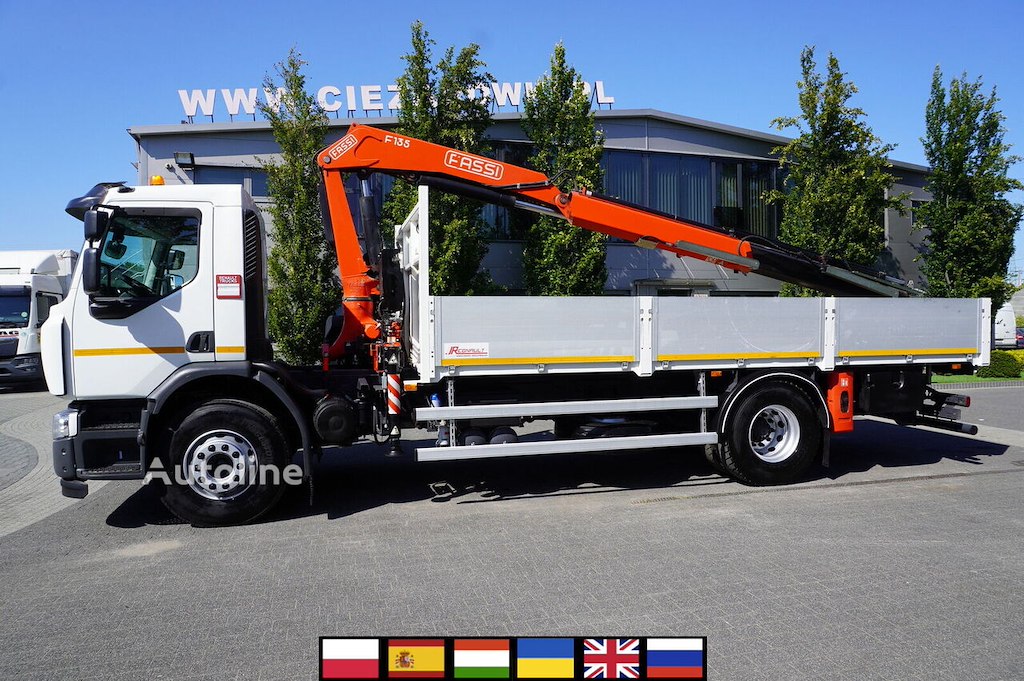 Renault C320 P4x2 E6 / Fassi 5.6 t / Range 8 m / Platform 15 EPAL kamion s ravnom platformom