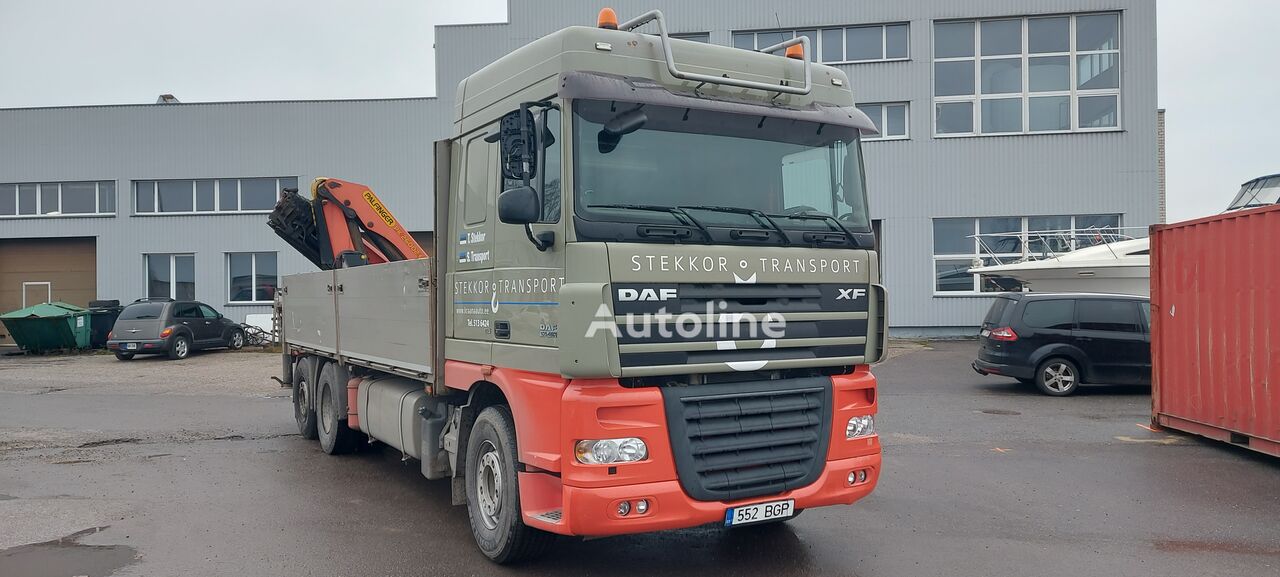 DAF XF 105 460 kamion s ravnom platformom