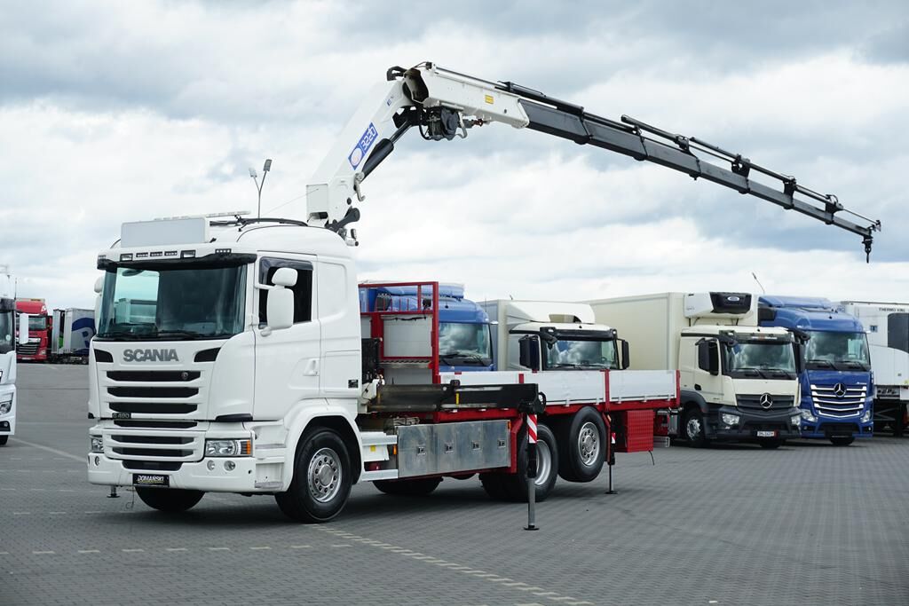Scania G 490 / 6 X 2 / SKRZYNIOWY + HDS / HMF 3220 K7 / WYSIĘG 18,9 M kamion s ravnom platformom