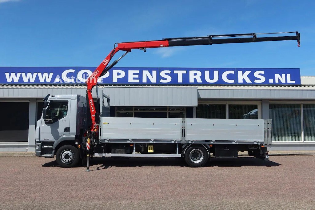 DAF LF 260 Openwagen+ Kraan Fassi F85 B023+ Radio controle kamion s ravnom platformom