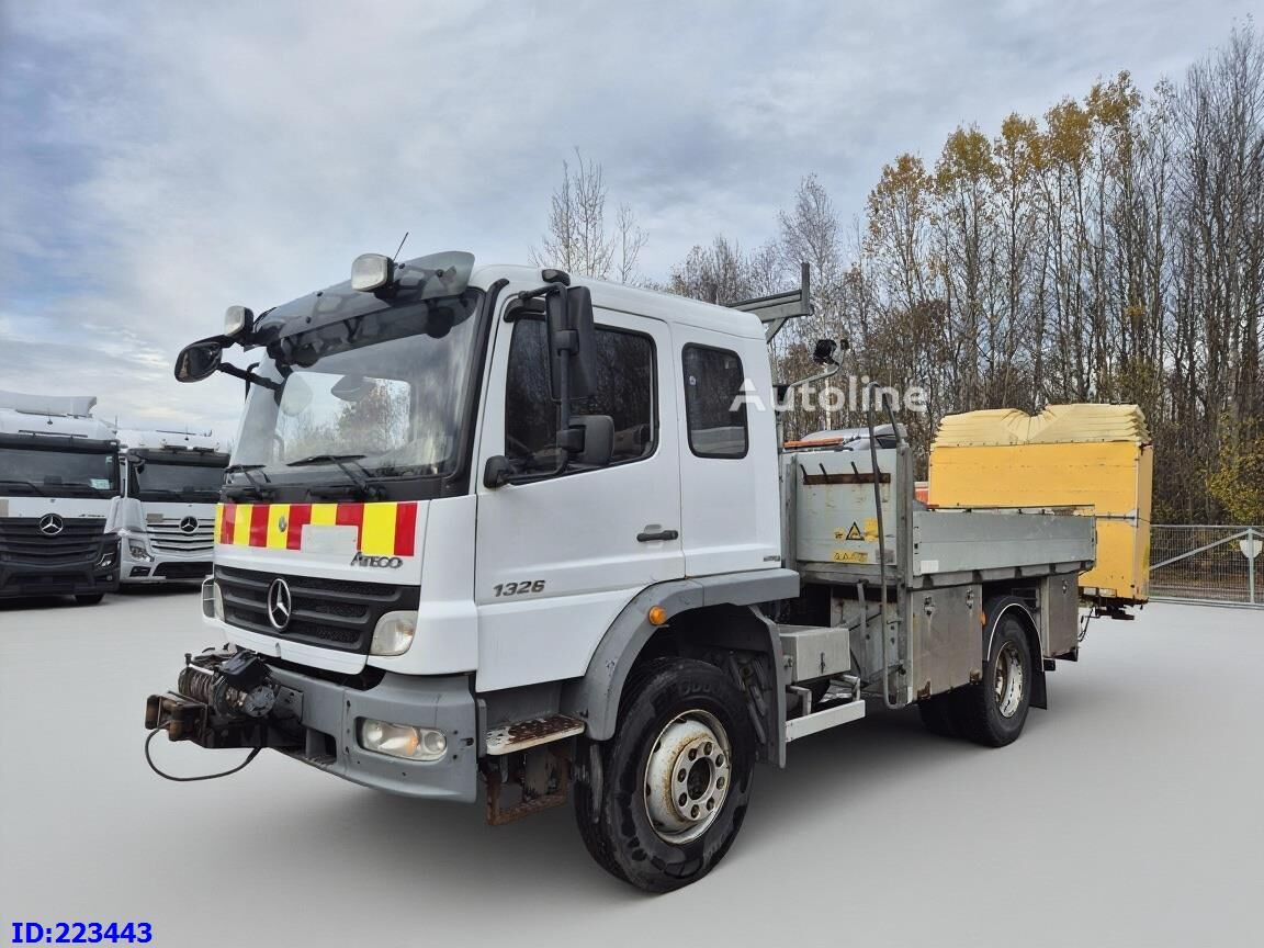 Mercedes-Benz Atego 1326 kamion s ravnom platformom