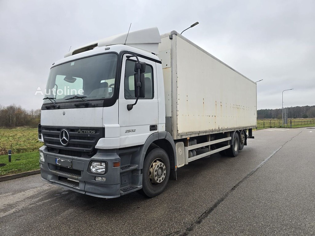 Mercedes-Benz ACTROS 2532 kamion furgon