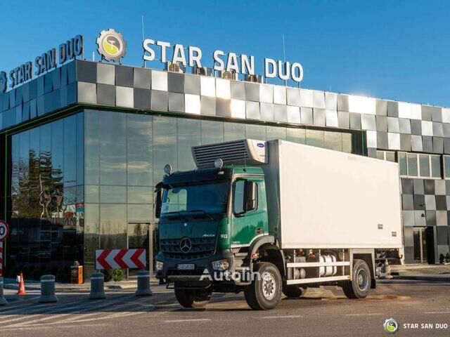 Mercedes-Benz AROCS 1830 4x4 refrigerated camper kamion šasija