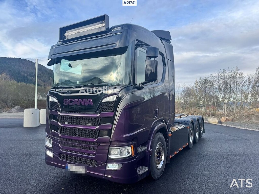 Scania 2018 Scania R580 Tridem Krokbil m/ Kranhydraulikk. Nylakkert! kamion rol kiper