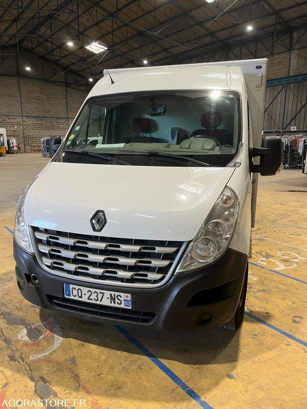 Prodaje se Renault MASTER kamion furgon < 3.5t na aukciji