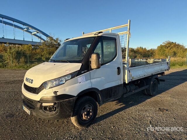 Prodaje se IVECO 35C11 kamion kiper < 3.5t na aukciji