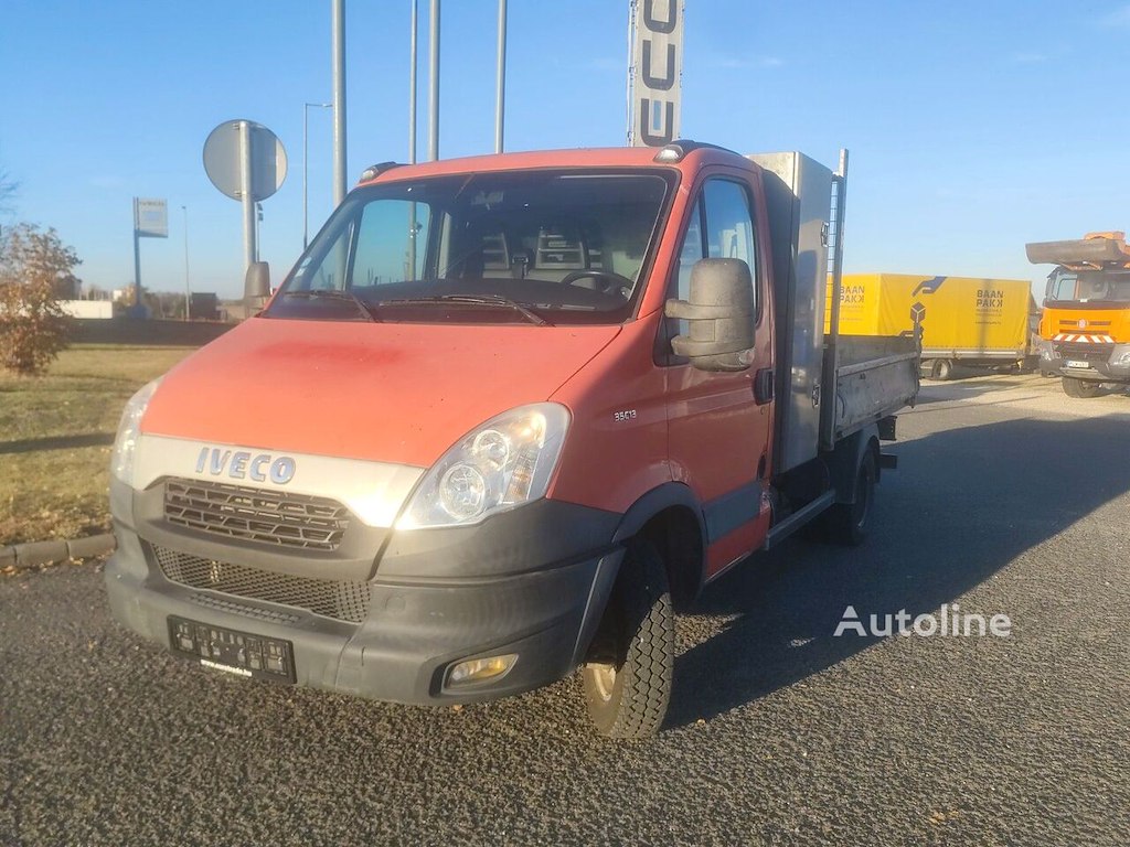 IVECO Daily 35C13 kamion s ravnom platformom < 3.5t