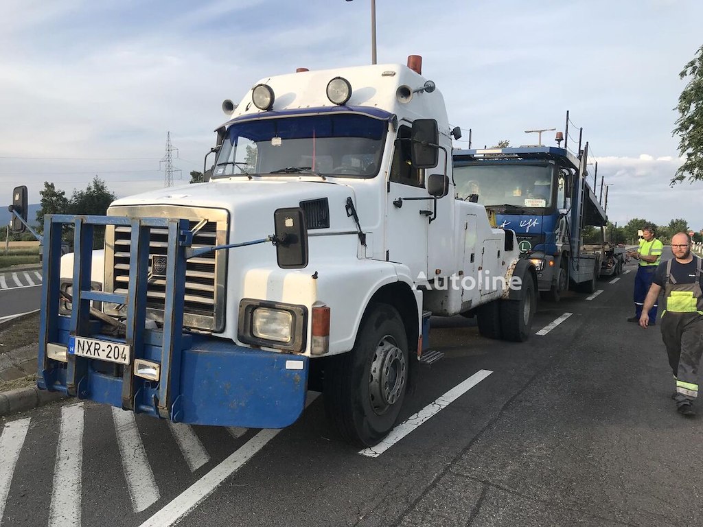 Volvo N10 šlep auto
