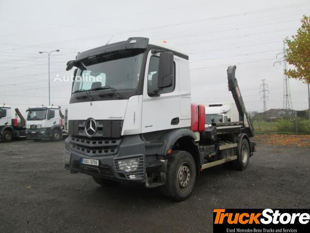 Mercedes-Benz Arocs 1845 LK kamion autopodizač kontejnera