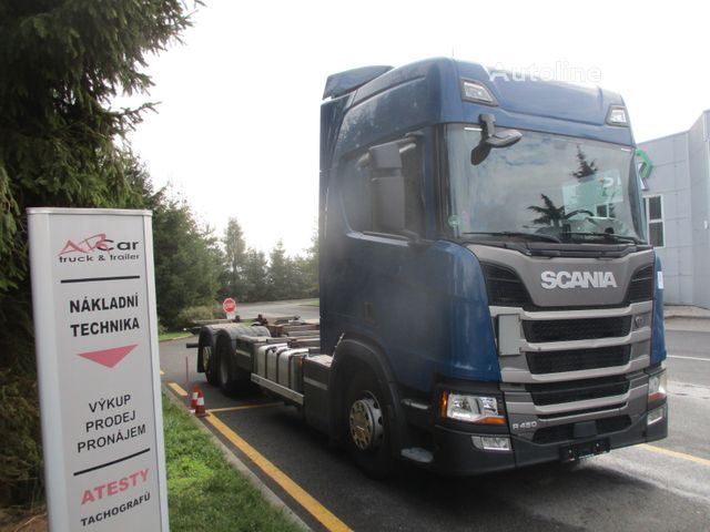 Scania R 450 BDF vozilo za prevoz kontejnera