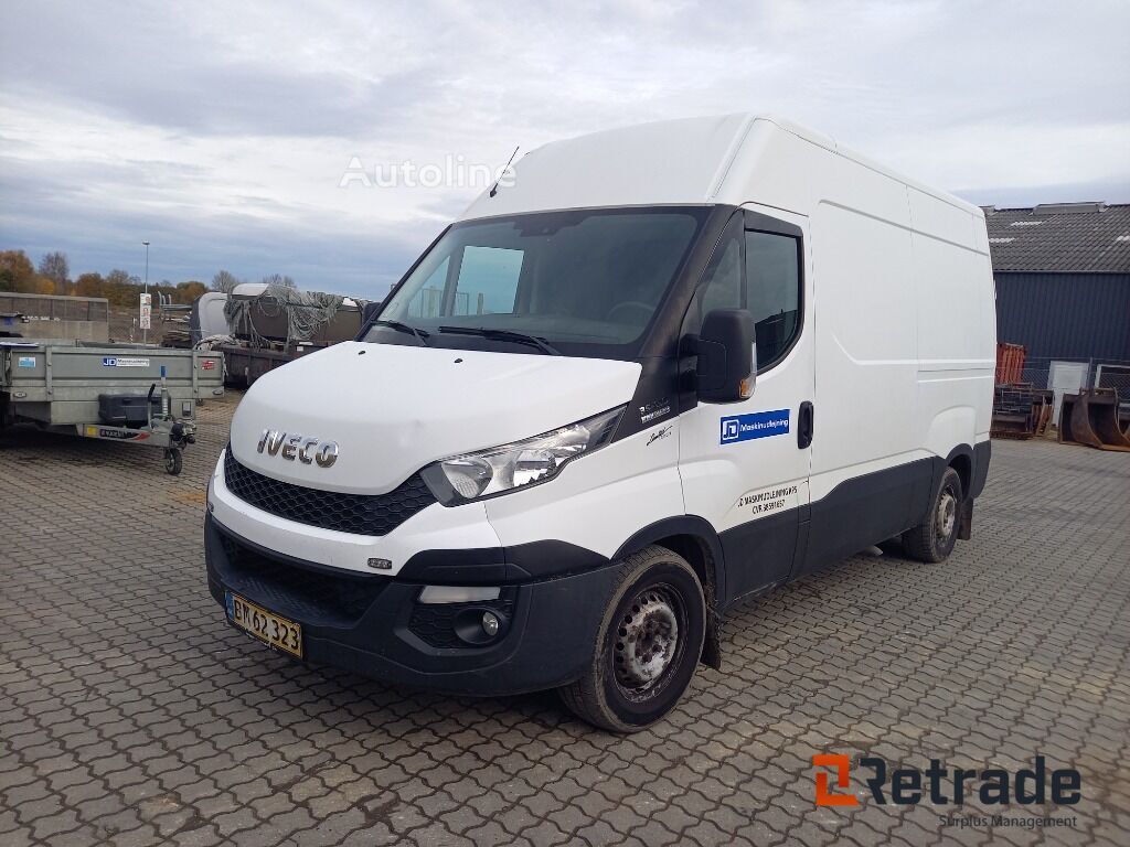 Prodaje se IVECO 35S13 minibus furgon na aukciji