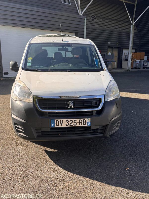 Prodaje se Peugeot PARTNER laki furgon na aukciji