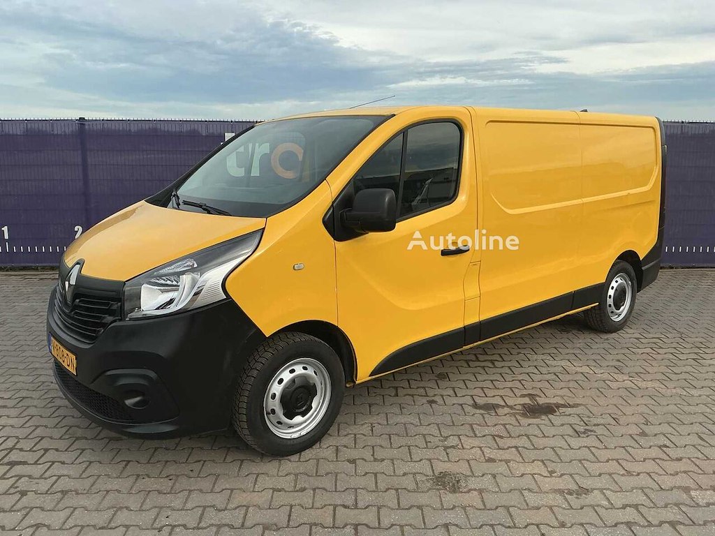 Prodaje se Renault Trafic minibus furgon na aukciji