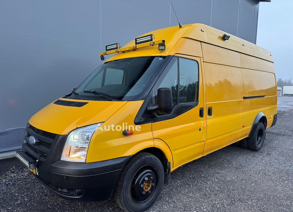 Ford Transit minibus furgon