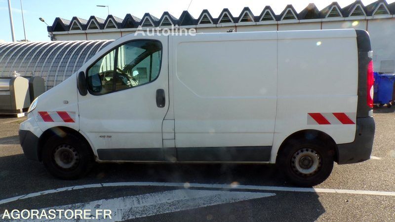 Prodaje se Renault TRAFIC minibus furgon na aukciji